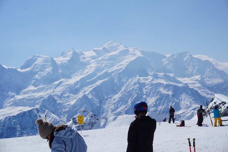 Spring Skiing in Samoëns | Snow.Guide